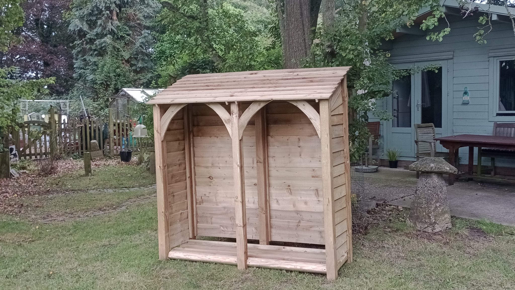 Buy Log Stores & Gates in UK | Hand crafted | Berkshire Log Stores